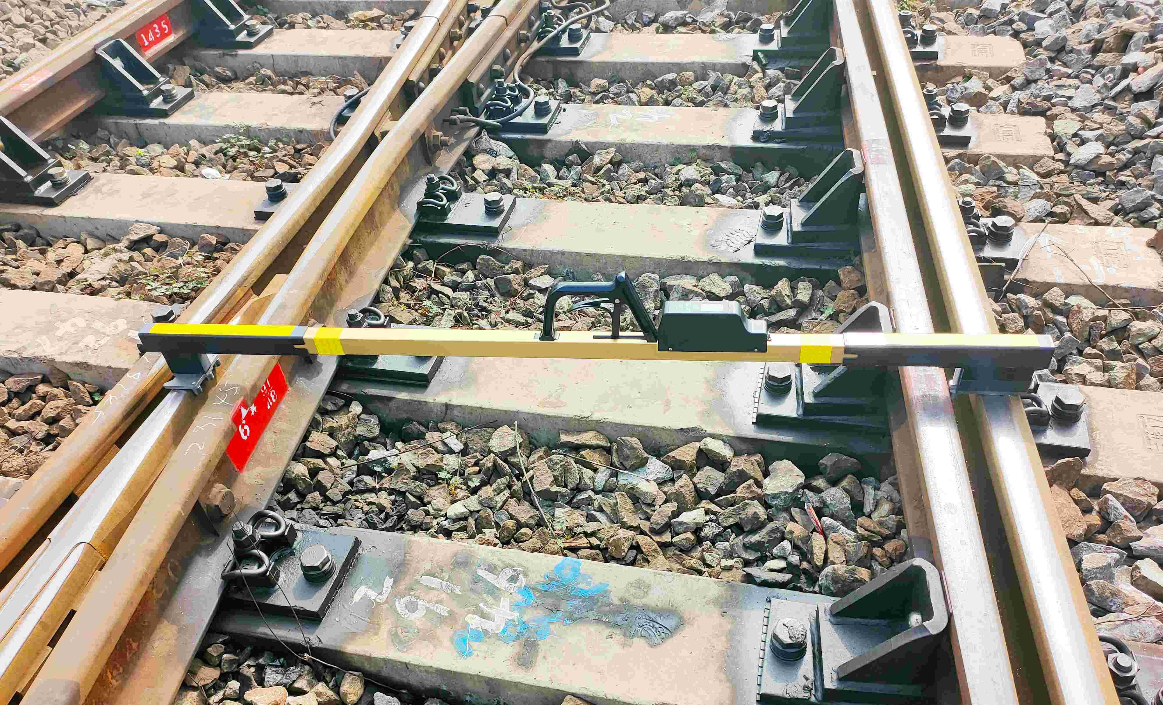 Track geometry !-Wuhan Linkage Track Equipment Co.,Ltd