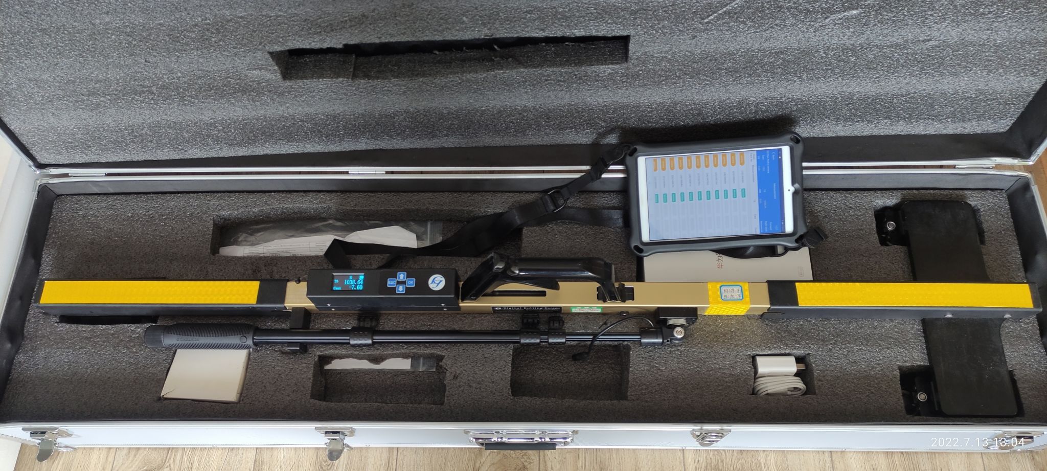 Portable Digital Rolling Track Gauge-Wuhan Linkage Track Equipment Co,Ltd